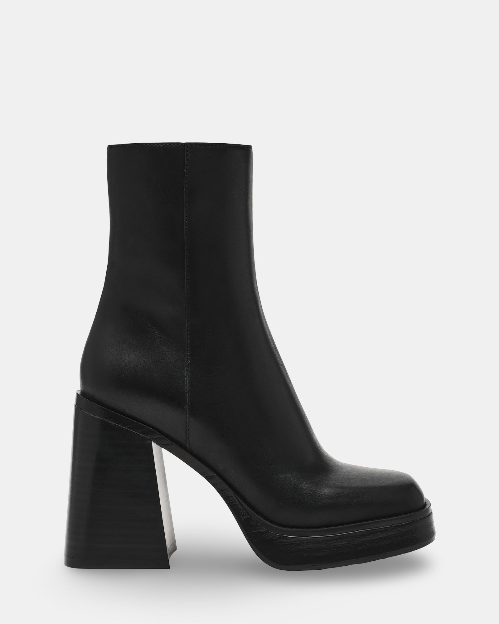 ATTUNED BLACK LEATHER | Steve Madden Australia